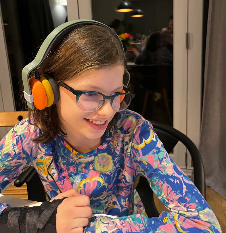 Kibu - Headphones children build, repair, recycle.