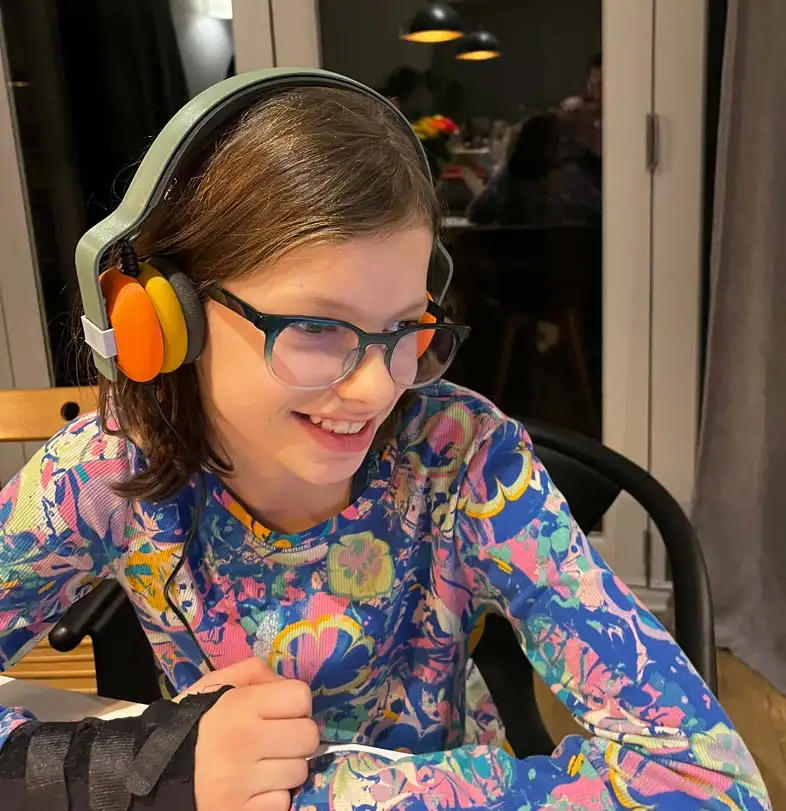 Kibu - Headphones children build, repair, recycle.